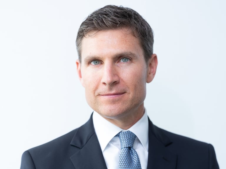 Advisory Research | Team